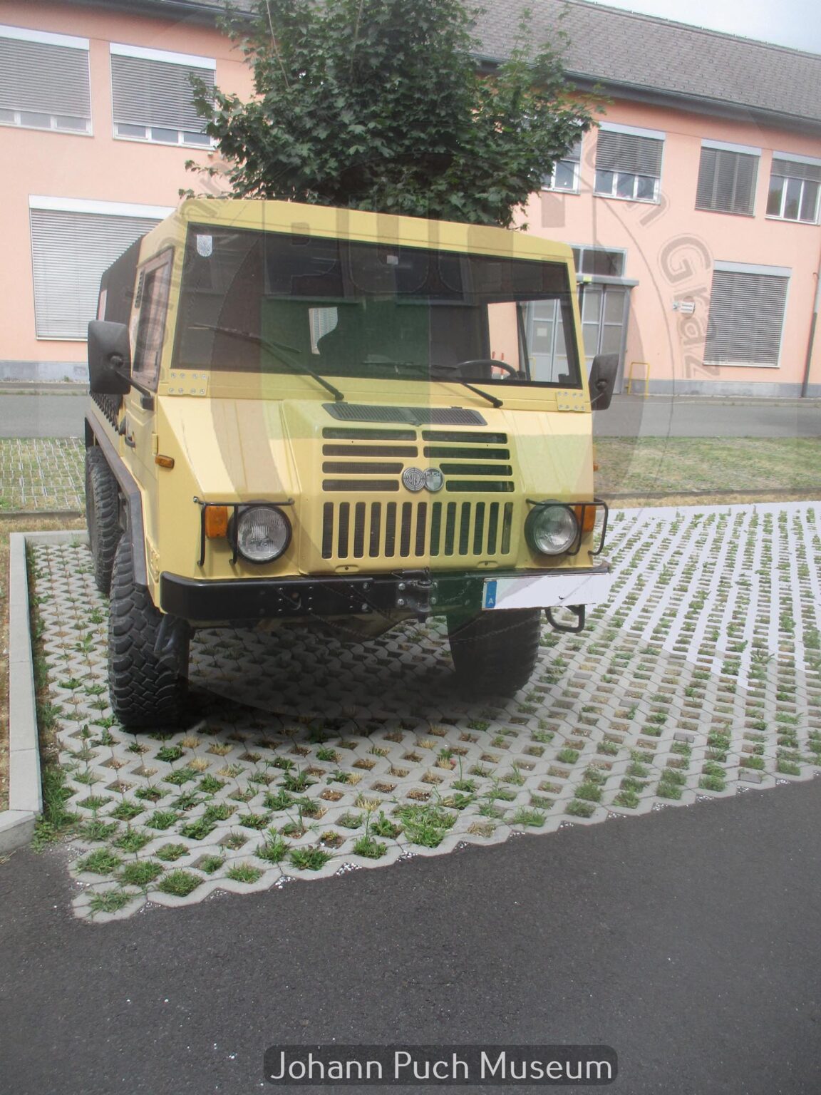 Der Pinzgauer 4×4 - Johann Puch Museum